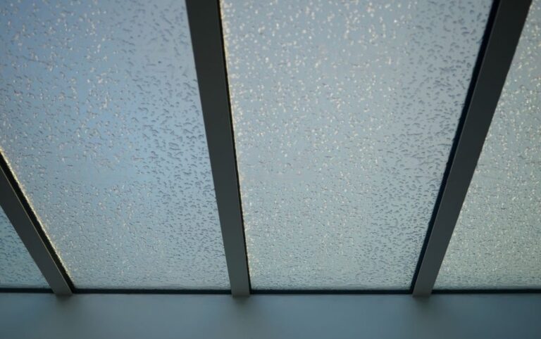 7 False Ceiling Glass Design Ideas to Transform Your Space - Lemon ...